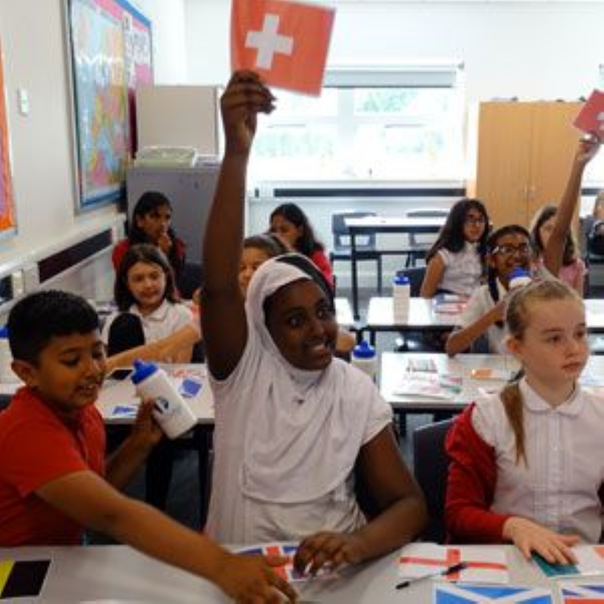 Fullhurst Community College - Bonjour, Konnichiwa, Hallo, Hola!